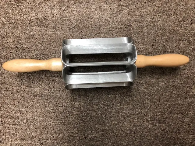 New Houpt Revolving Donut Cutter - Harvest Corporation